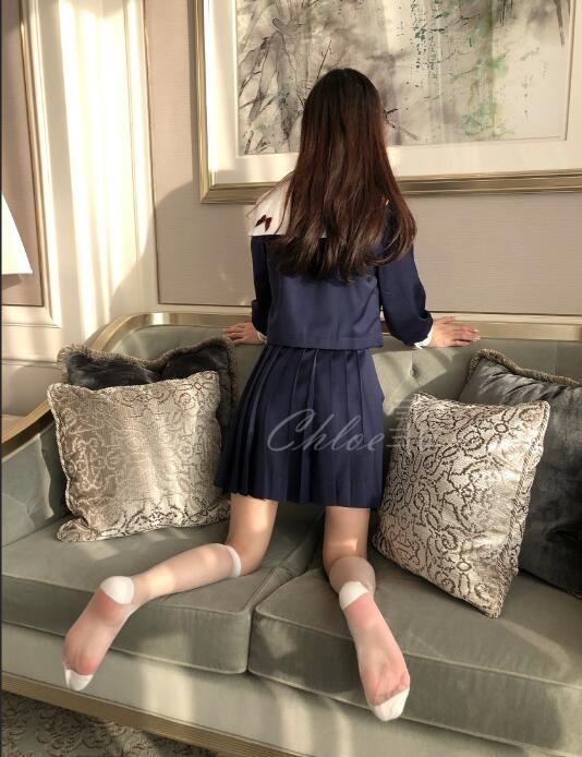 Chloe霏霏：时尚界的新宠和新作品赏析